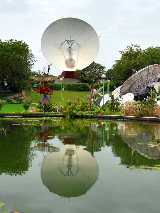 Check ISRO’s Space Applications Centre Jobs With Salary up to Rs 1.12 L ...