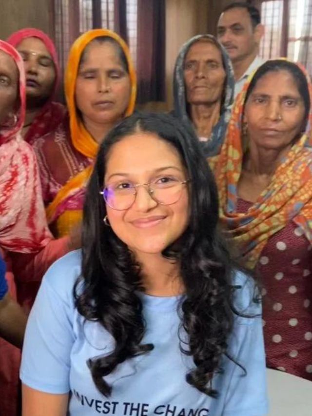 17-YO Is Helping 3000 Underprivileged People Avail Govt Schemes Benefits