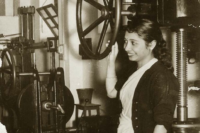 8 Women Engineers Whose Victories Led India Into a Future of Innovations