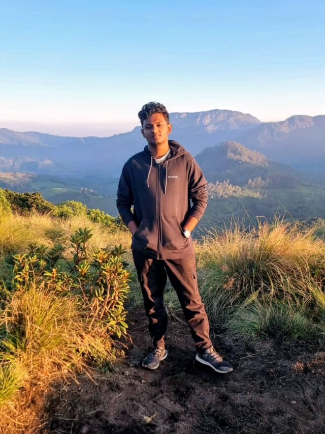 Built by Students, AI-Powered Robot Helps Farmers Cut Costs, Chemical Use