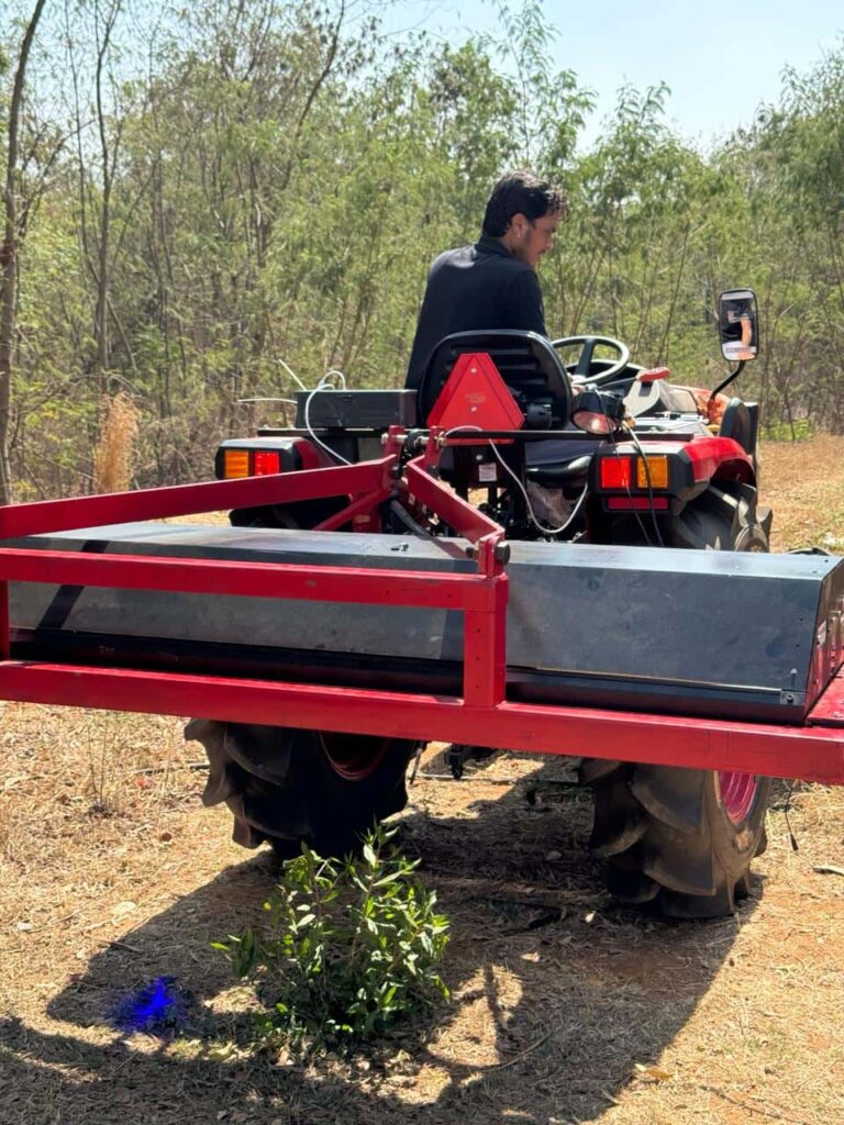 Built by Students, AI-Powered Robot Helps Farmers Cut Costs, Chemical Use