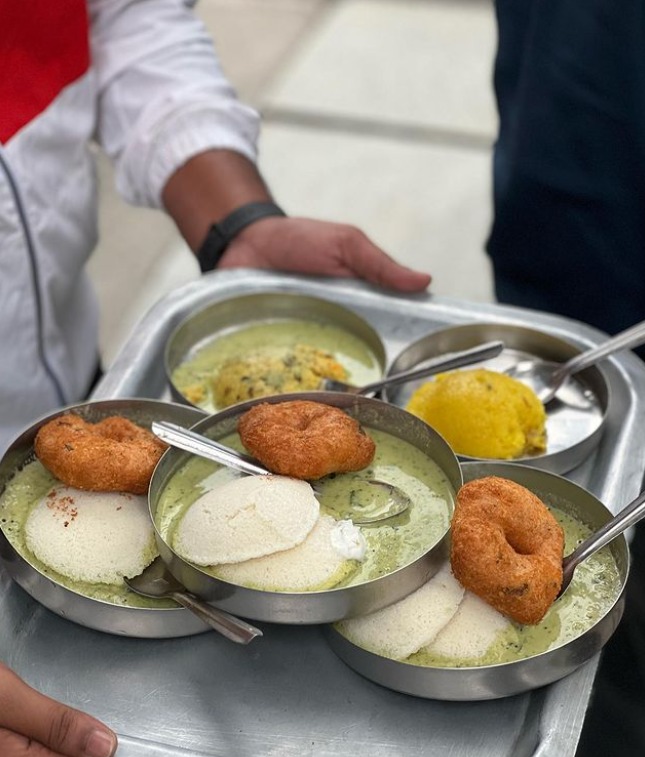 8 Best Idli Places in Bengaluru Which Serve Extra Love For 'Thatte Idlis'