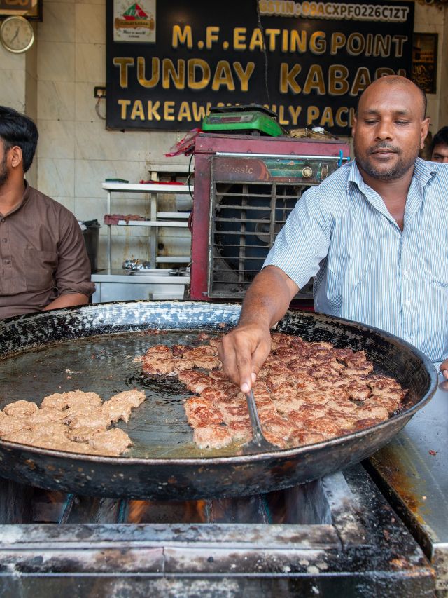 MTR to Karim’s: History Behind India’s 7 Most Iconic Restaurants