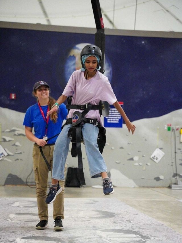 Inside a NASA Space Camp: 16-YO Recounts Her Experience