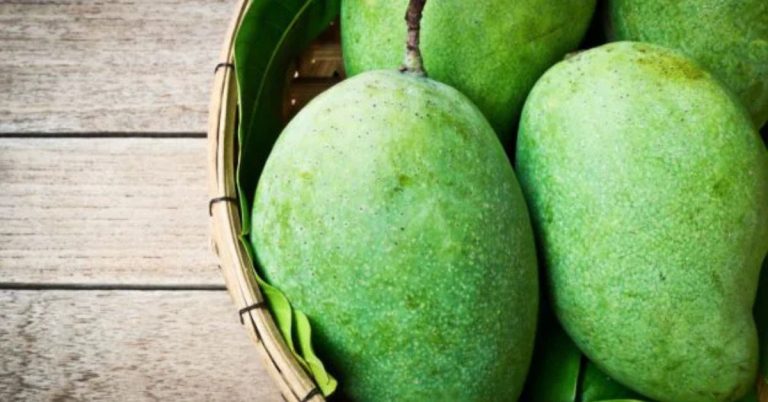 Why Are Indian Mangoes Named Alphonso, Langda or Badami?