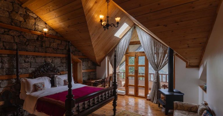 Couple Builds a Himachal Homestay With Wood & Stone