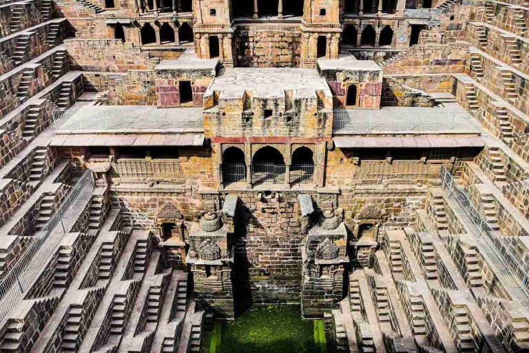 Ancient Indian Water Systems: Stepwells, Drainage & Sustainable Cities